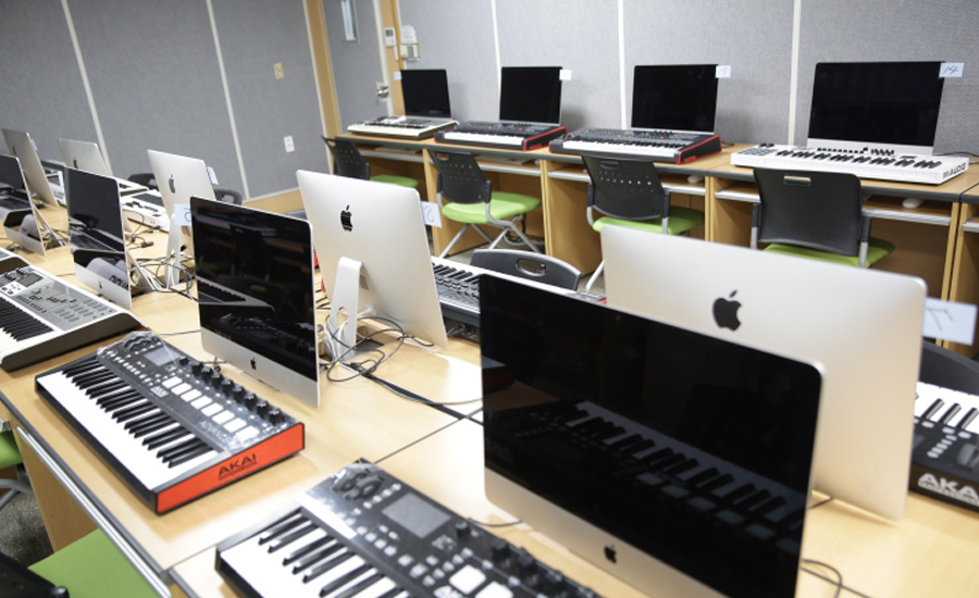 국제예술대학교